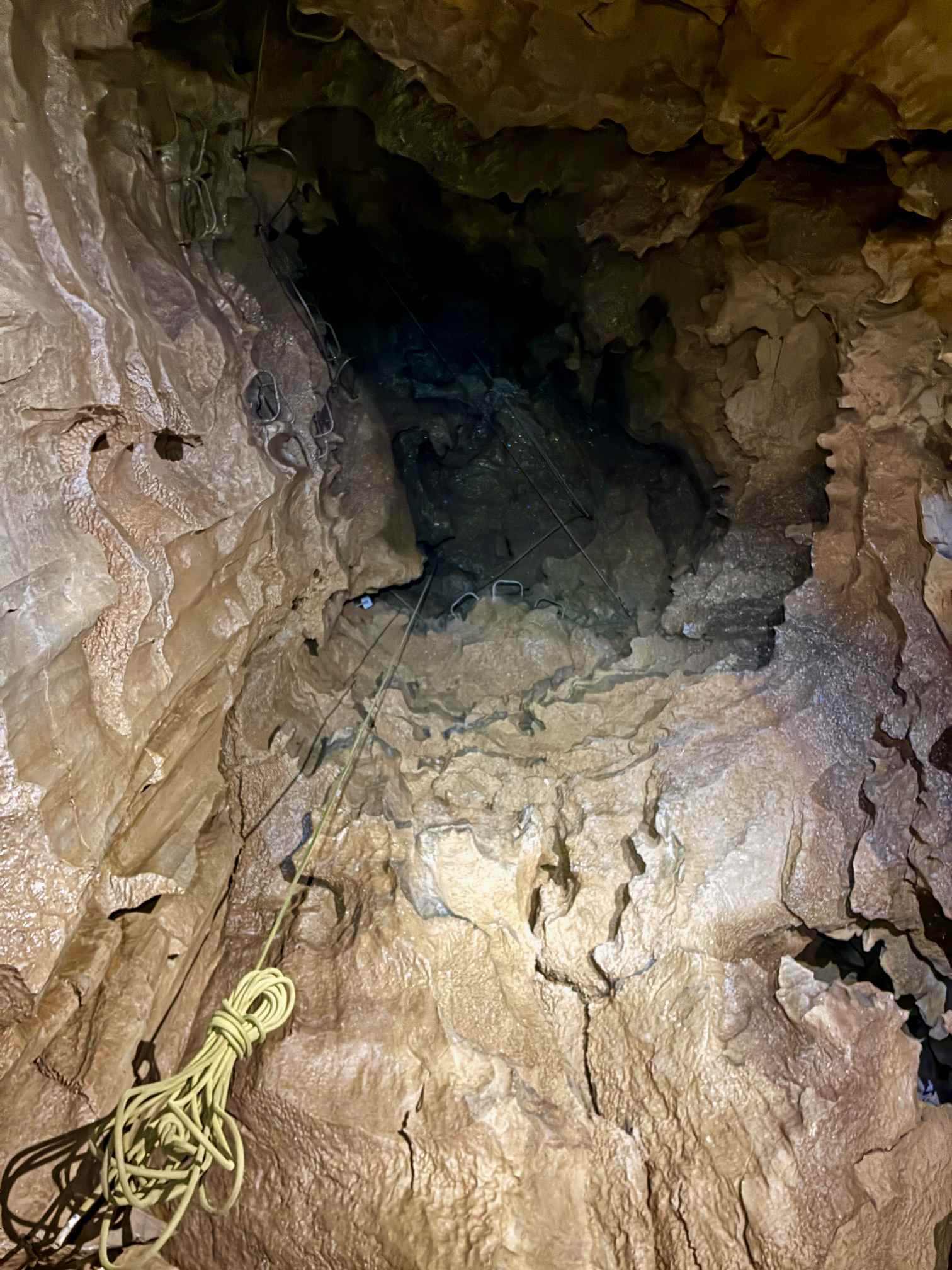 La via souterrata de la Tune : voyage au centre de la Terre dévoluarde ...
